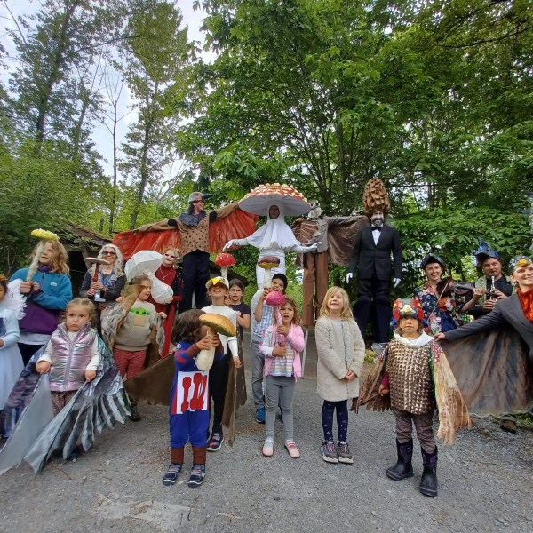 The Mushroom Parade – The Art & Fungi Project
